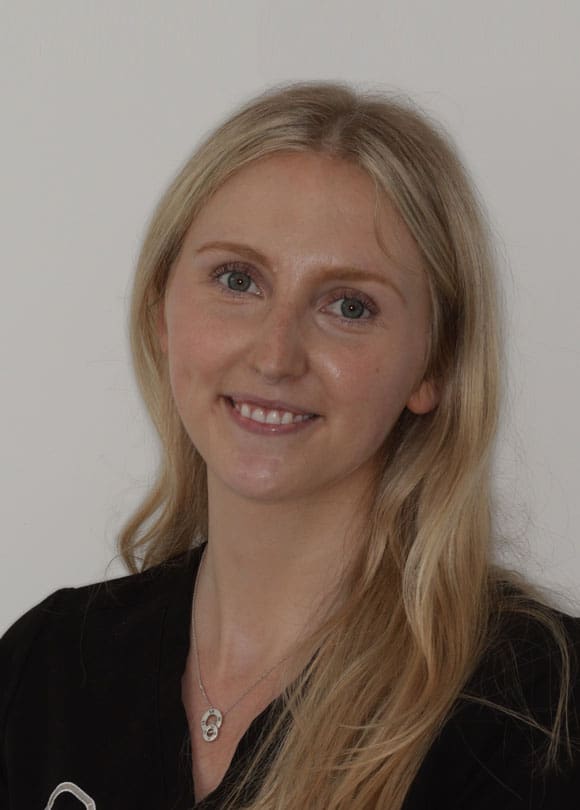 Dr Anna Heaton | Manningtree Dental & Implant Centre | Essex